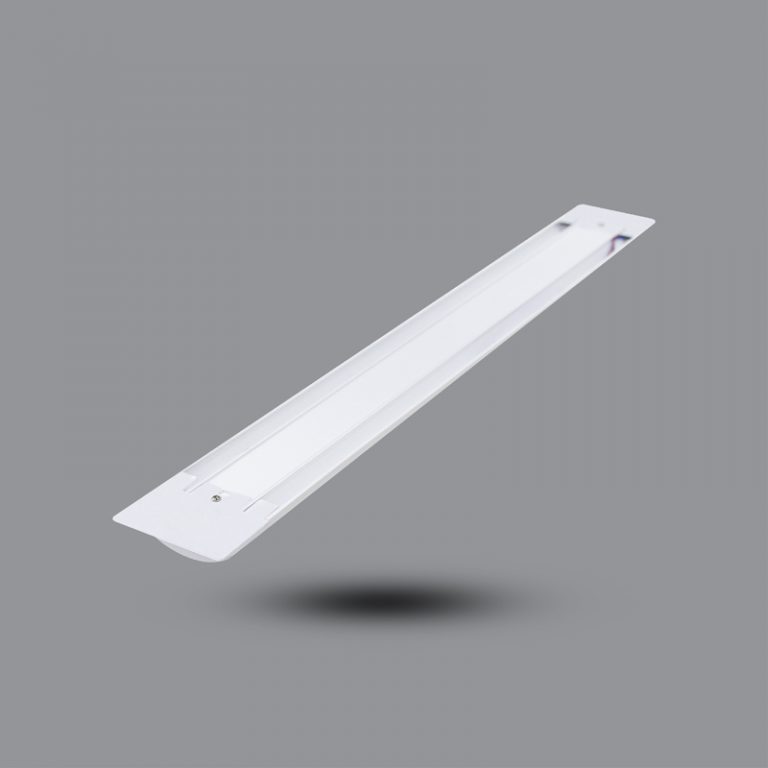 Surface Mounted Linear Luminaire PCFNN40L - Paragon