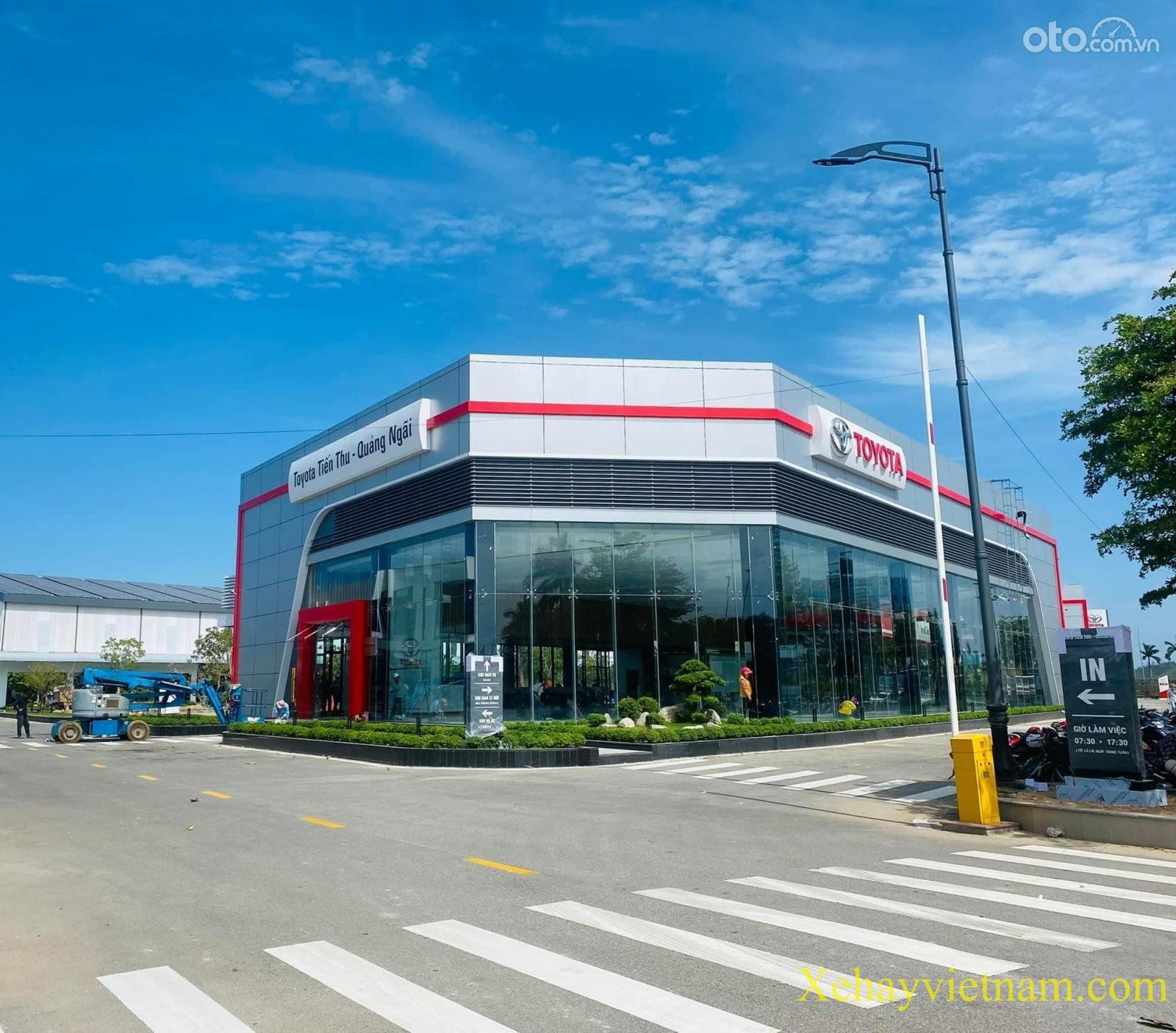 Toyota Quãng Ngãi - Paragon